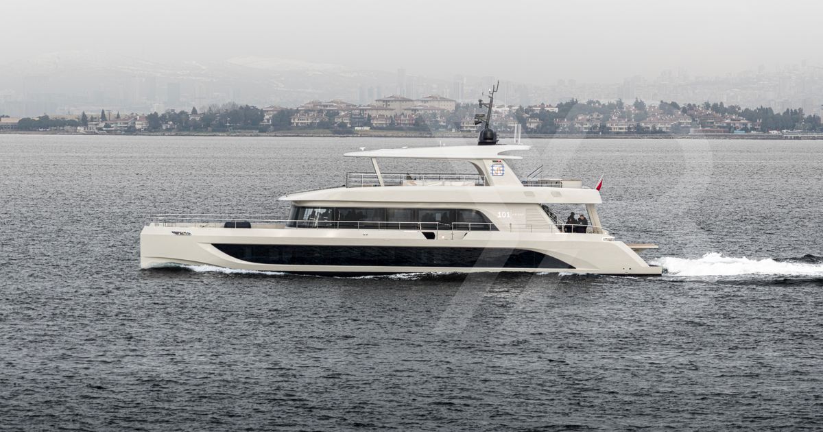 First 31m VisionF 101 Catamaran Completes Sea Trials and Exceeds 20 ...