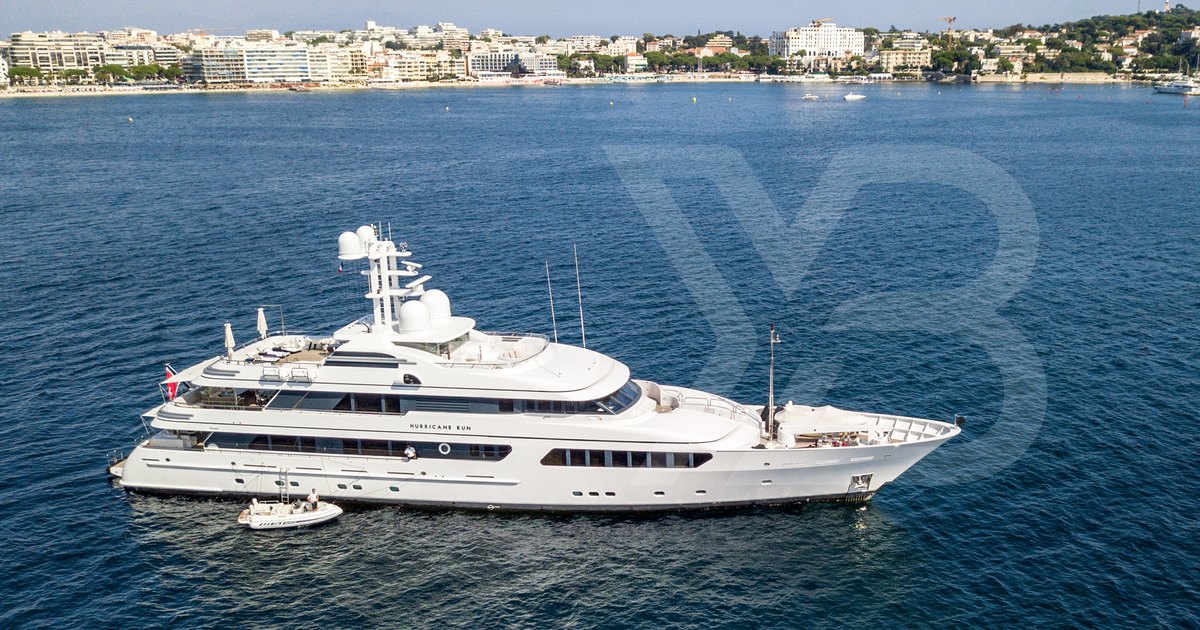HURRICANE RUN Yacht - 176ft Feadship 2009 | YachtBuyer