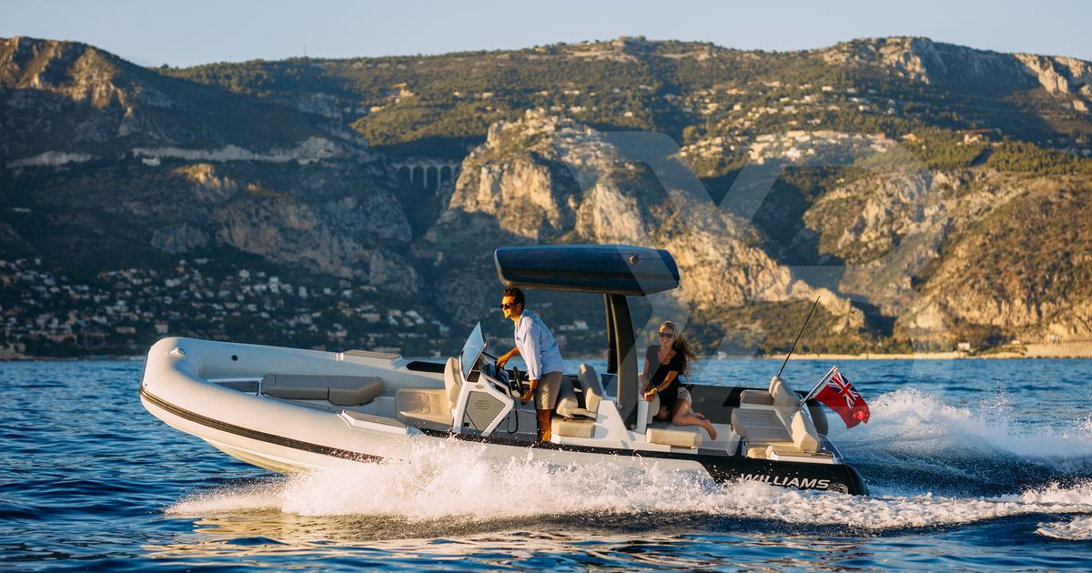 Williams EvoJet 70 Boat | YachtBuyer