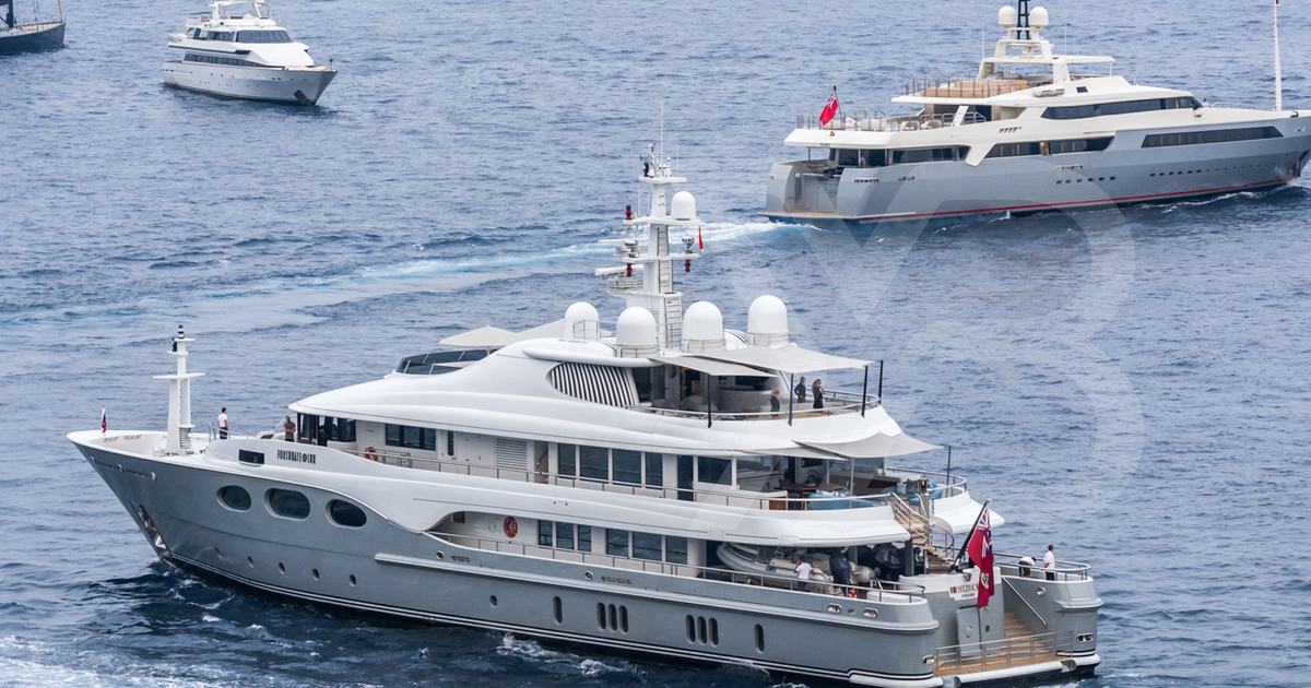 FORTUNATE SUN Yacht - 178ft Oceanfast 2003 | YachtBuyer