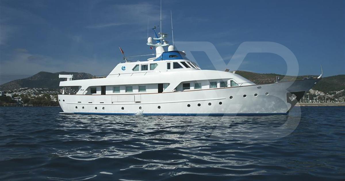 VIKA Yacht - 100ft Benetti 1981 | YachtBuyer