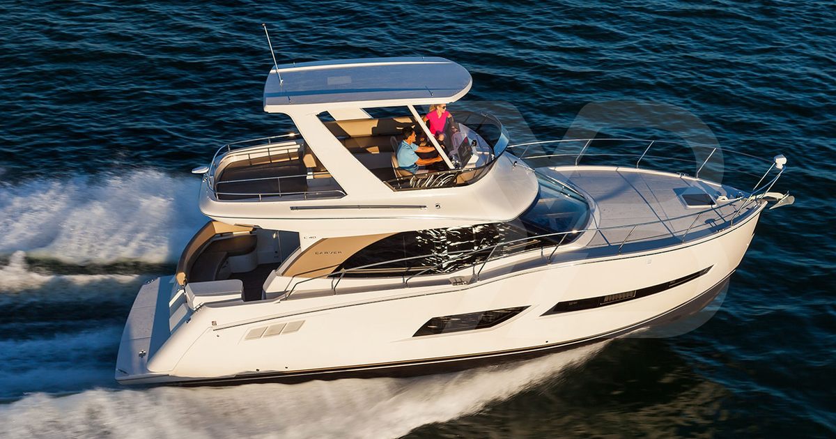 Carver C40 Command Bridge Yacht (Gen 2, 2015 - 2021)