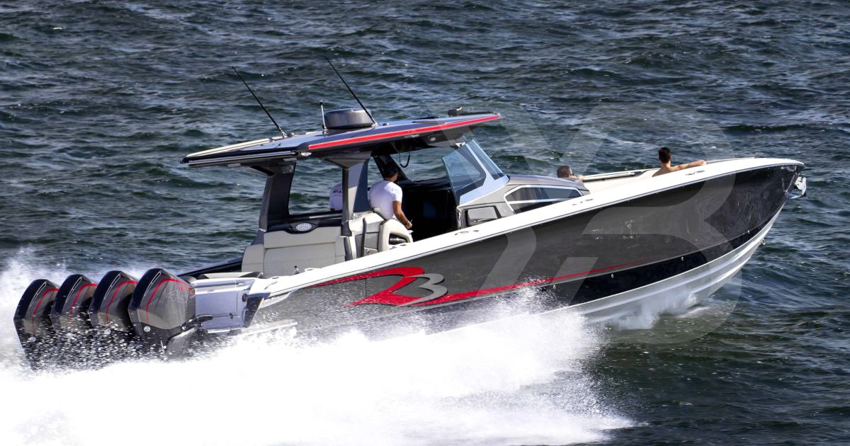 Nor-Tech 450 Sport Boat