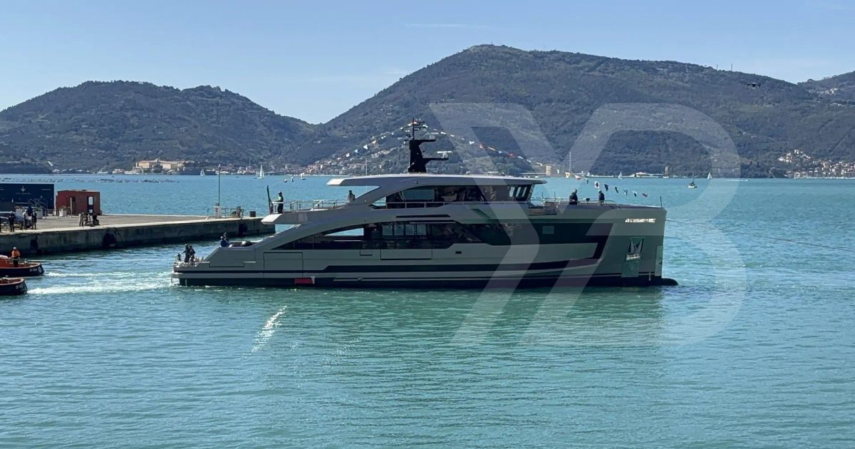 First Antonini Navi Full Custom Seamore 34 Motor Yacht Matilde7 ...