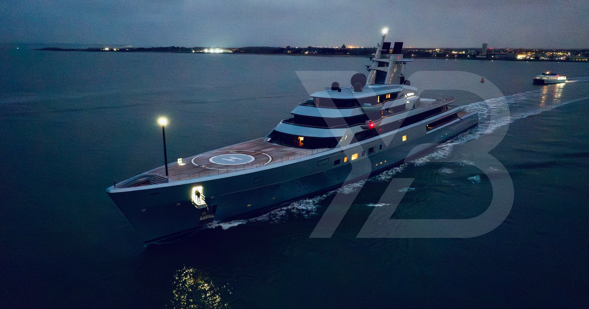 VIDEO: Lürssen’s New 142m Superyacht Dragonfly Departs the UK Under ...