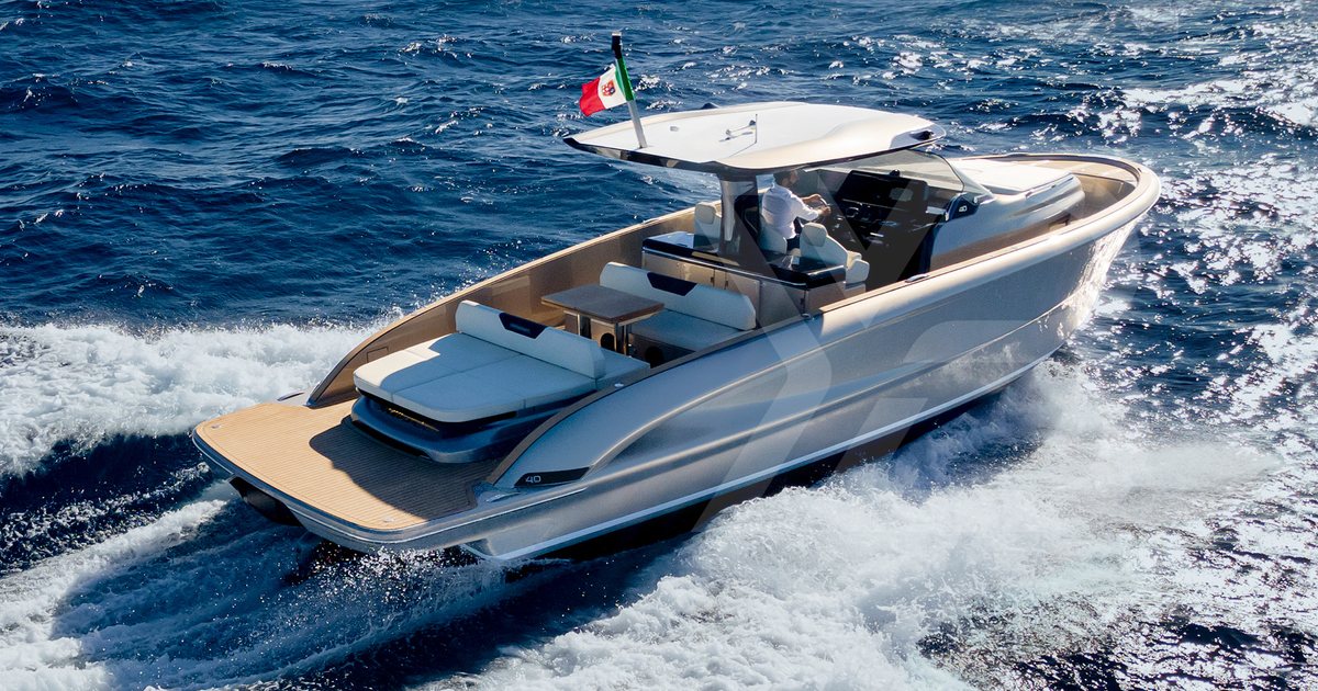 Solaris 40 Open Boat