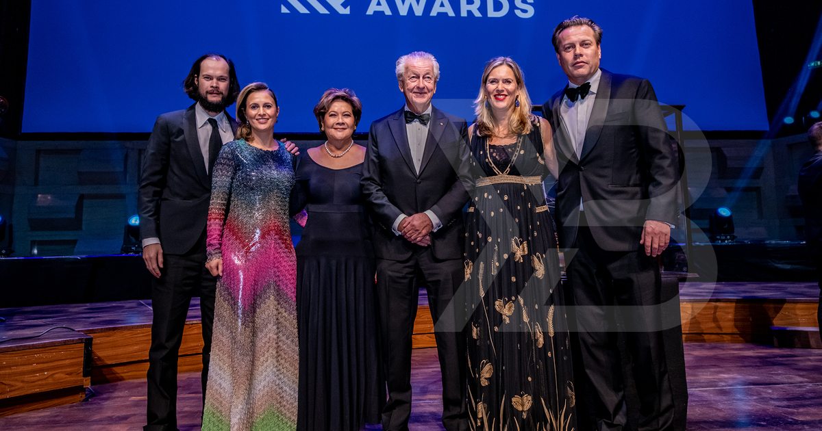 Kommer Damen awarded prestiguous Lifetime Achievement Award at Maritime ...