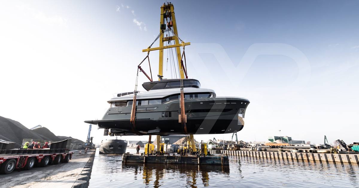 Second Steeler Ocean Explorer 85 yacht Moss launched | YachtBuyer