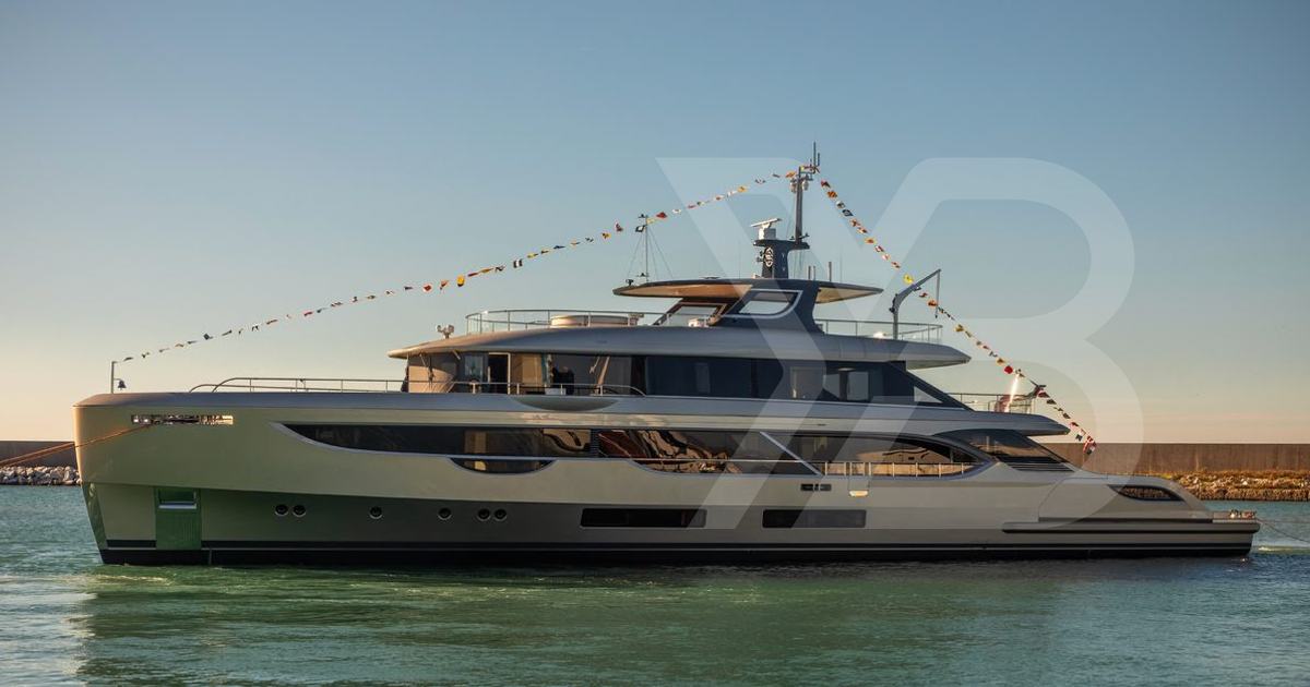 Benetti Oasis 40M Superyacht Solusa Delivered | YachtBuyer