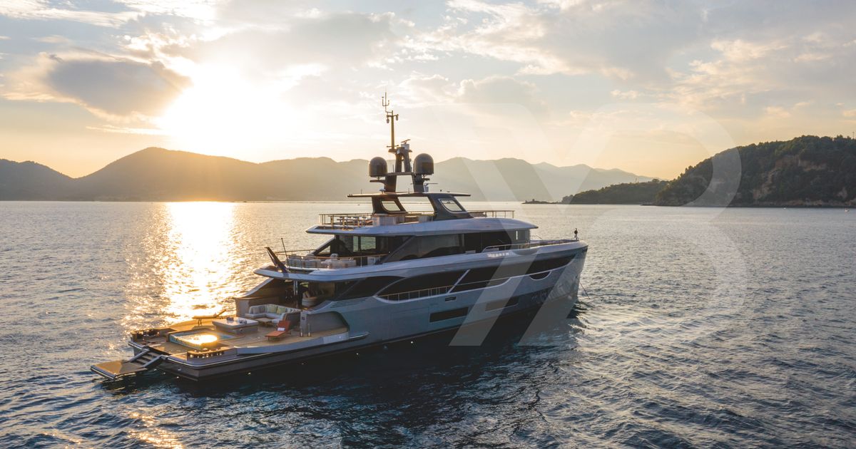 Benetti release images of first unit in new Oasis 40M series | YachtBuyer