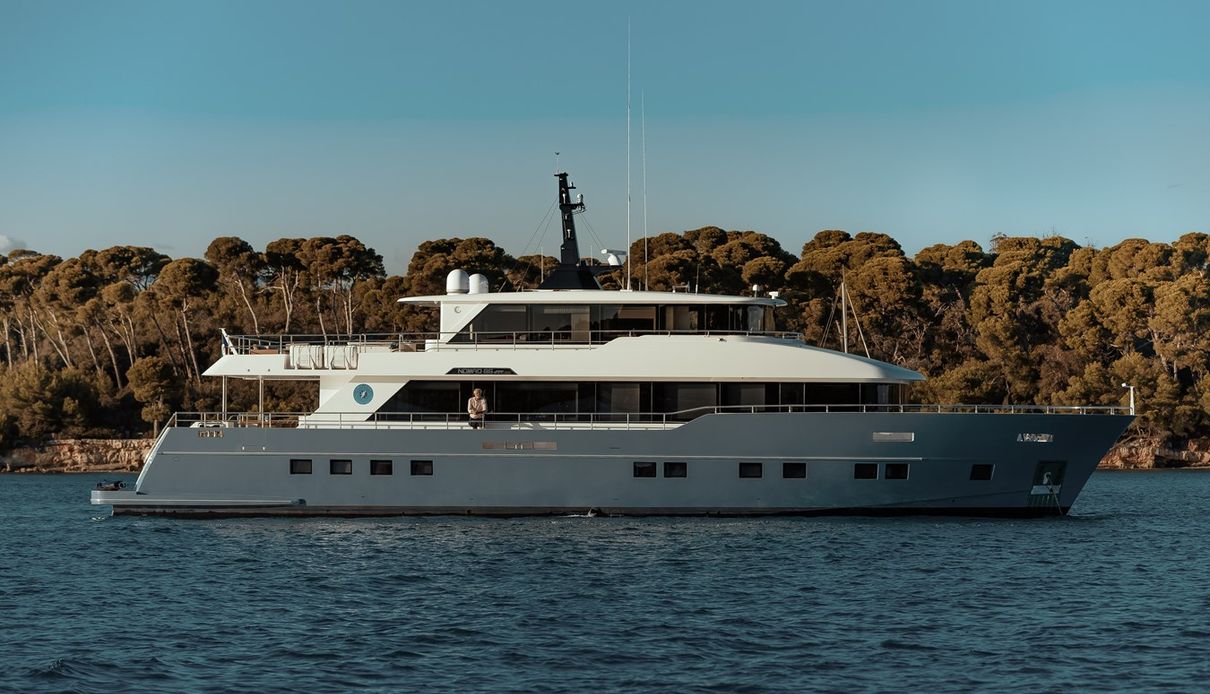 DIGNITY Yacht - 101ft Gulf Craft 2019 | YachtBuyer