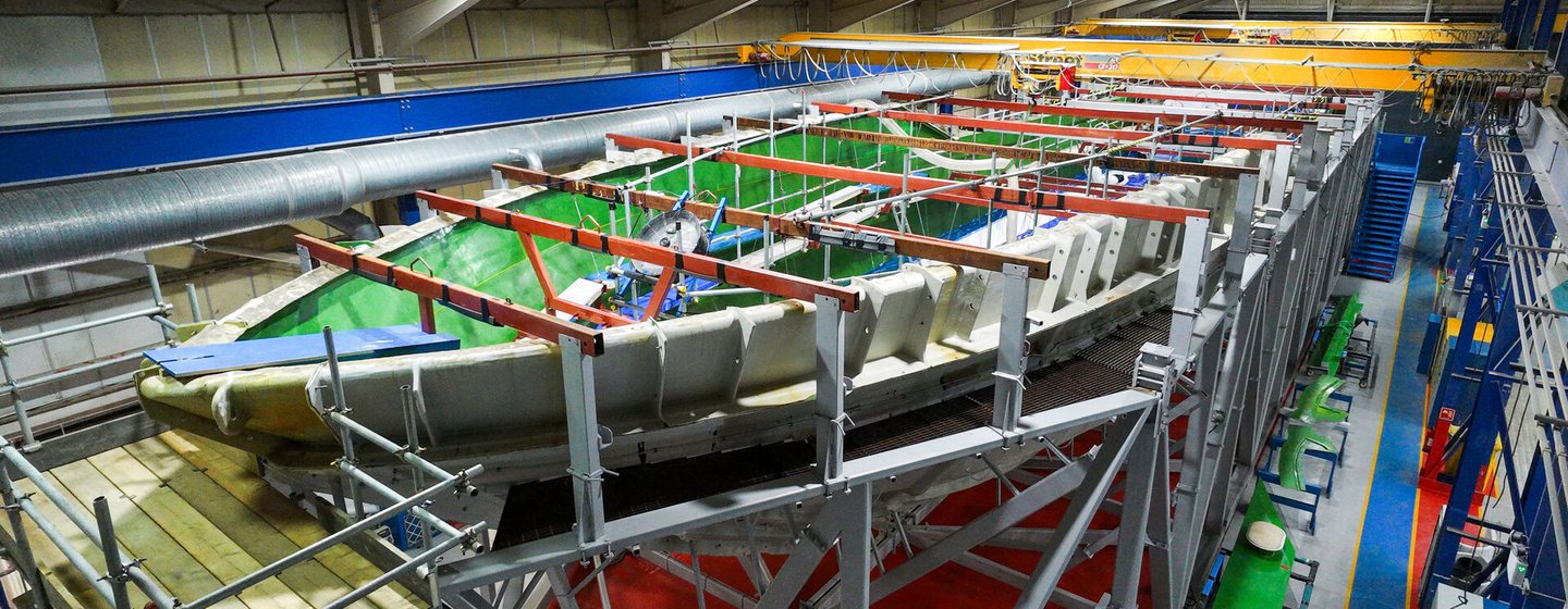 Sunseeker 134 Superyacht Reaches Construction Milestone With First Hull ...
