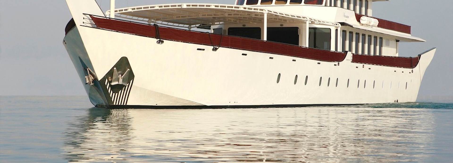 WARSAN Yacht - 56m (181ft) Wesmac 2008 | YachtBuyer