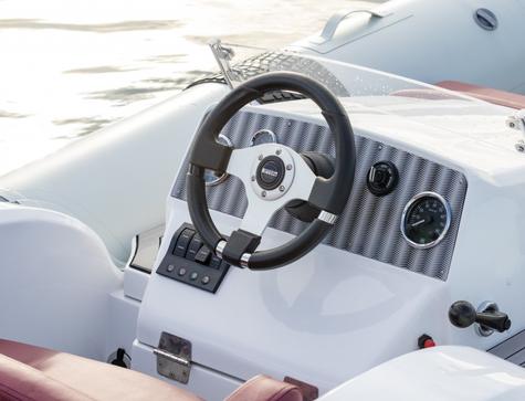 Tecnorib Pirelli J39 Azimut Yacht | YachtBuyer
