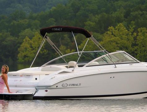 Cobalt 222 Boat (2010 - 2014)
