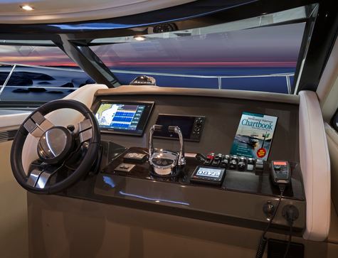 Carver C40 Command Bridge Yacht (Gen 2, 2015 - 2021)