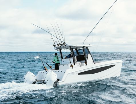 Aquila 28 Molokai Powercat