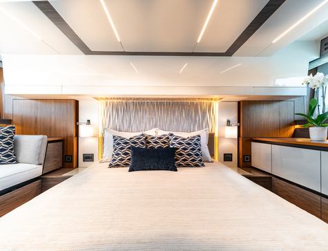 Tiara C49 Yacht (2018 - 2024) | YachtBuyer