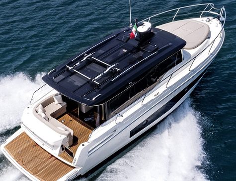 Cranchi T36 Crossover Yacht (2018 - 2023)