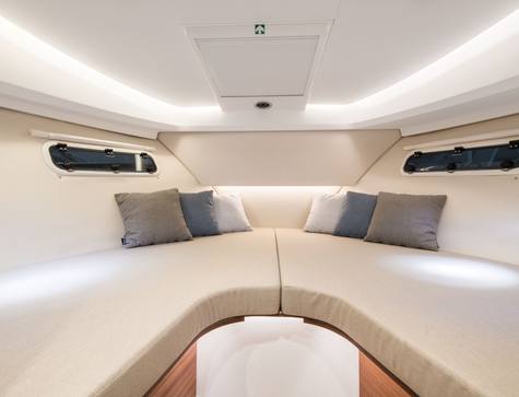 Nimbus 305 Drophead Boat | YachtBuyer