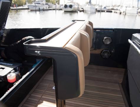 Xtenders 9.7m Open Tender Yacht | YachtBuyer