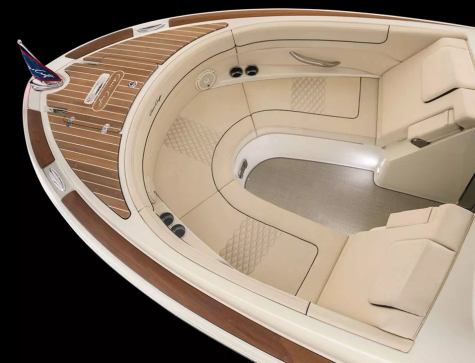 Chris Craft Launch 28 GT Surf Boat