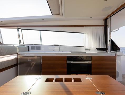 Delta Powerboats 48 Coupé OB Boat