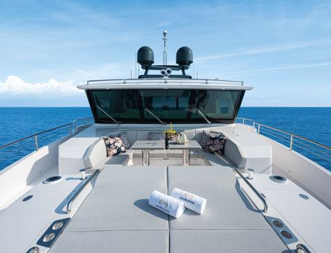 Horizon FD80 Skyline Yacht