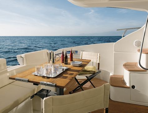 Azimut 43 Yacht (Gen 2, 2011 - 2013)