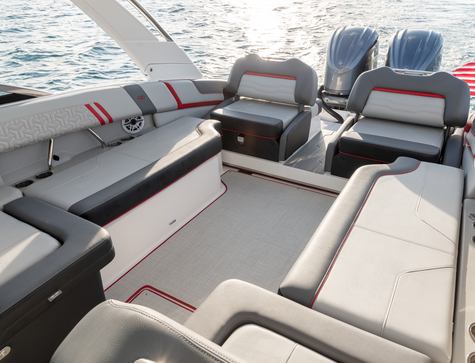 Regal Boats LX9 Boat