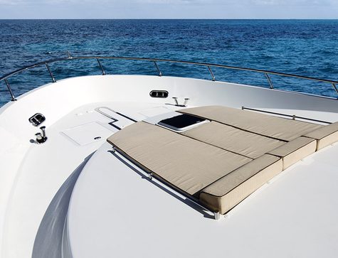 Ocean Alexander 90 Flybridge Yacht (Gen 2)