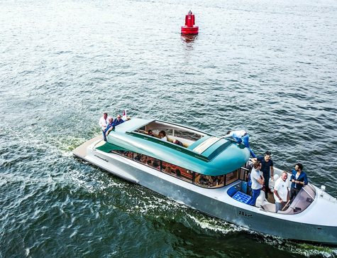 Waterdream Venetian Tender Boat | YachtBuyer
