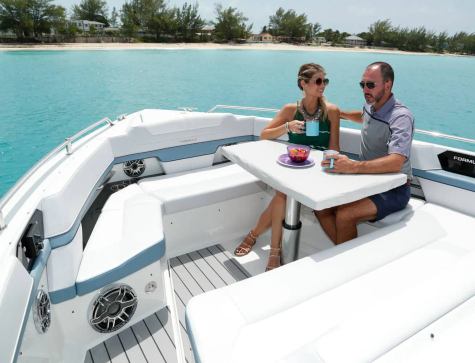 Formula 430 Super Sport Crossover Boat