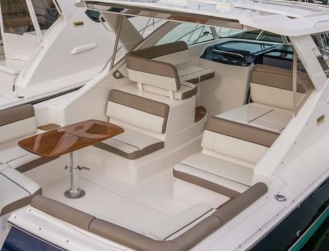 Tiara 31 Tiara Yacht (2015 - 2019)