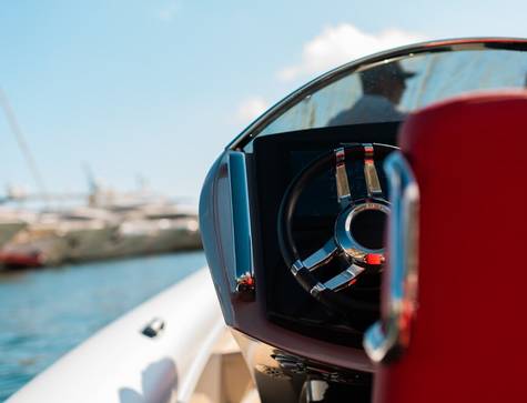 Pascoe SY10 Outboard Yacht | YachtBuyer