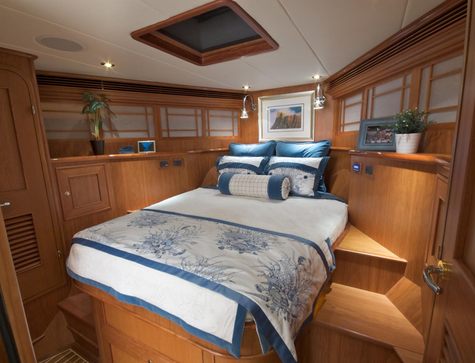 Outer Reef Yachts 800 Motoryacht