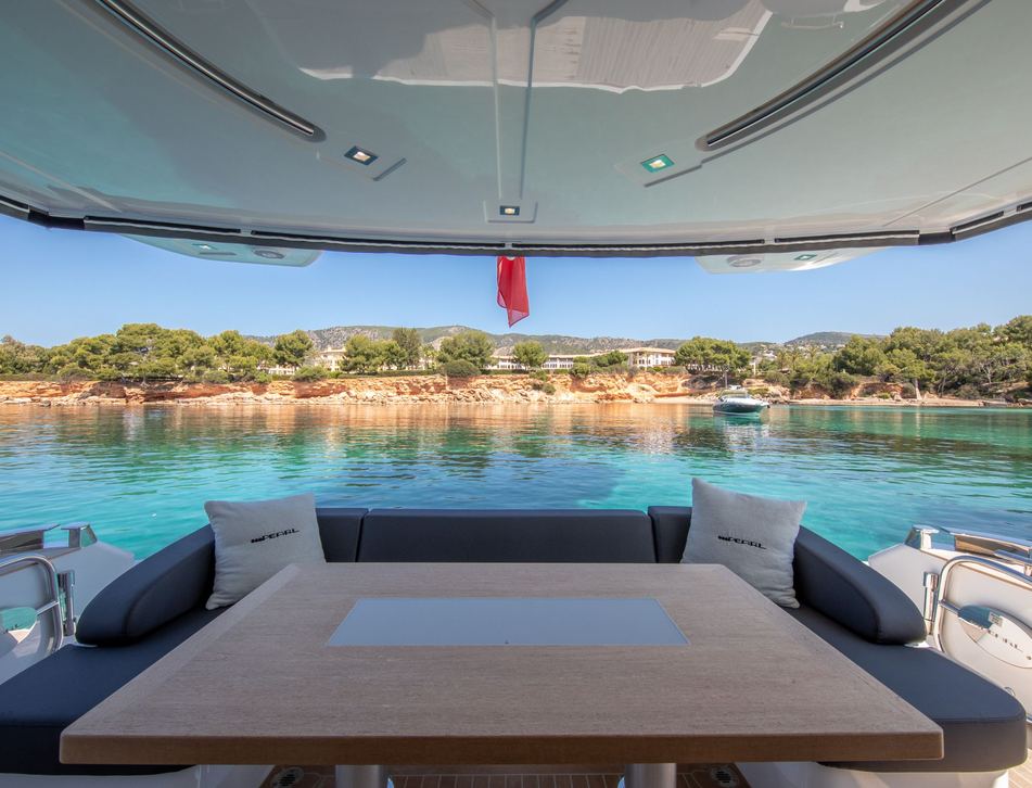 Pearl 65 Yacht (Gen 1, 2014 - 2017)
