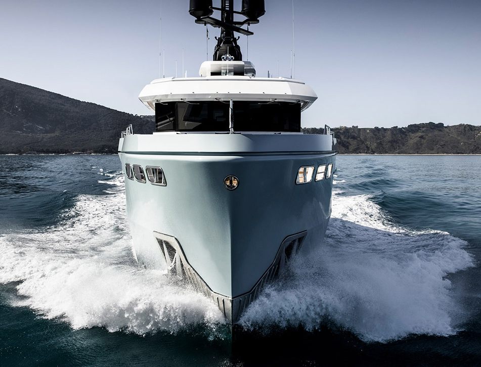 Cantiere delle Marche Flexplorer 130 Yacht (2020 - 2020) | YachtBuyer