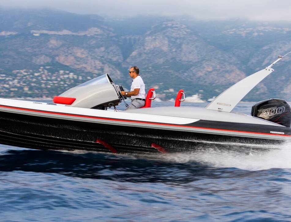 Pascoe SY10 Outboard Yacht | YachtBuyer