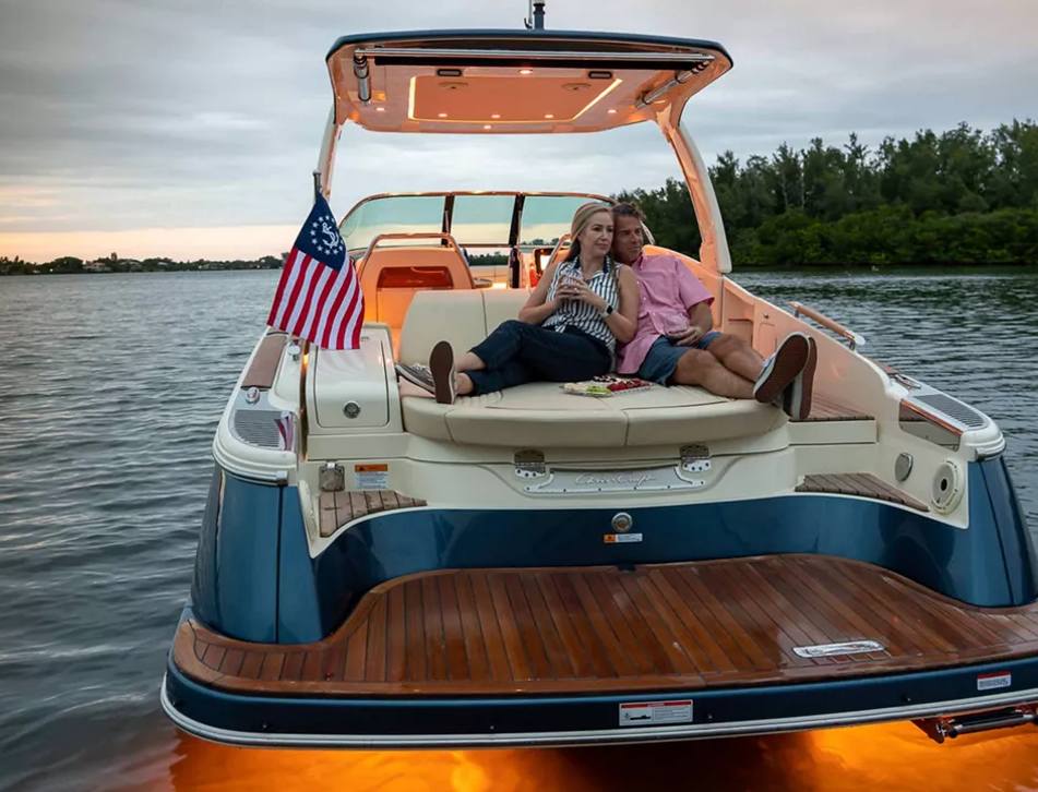 Chris Craft Launch 31 GT Surf Boat | YachtBuyer