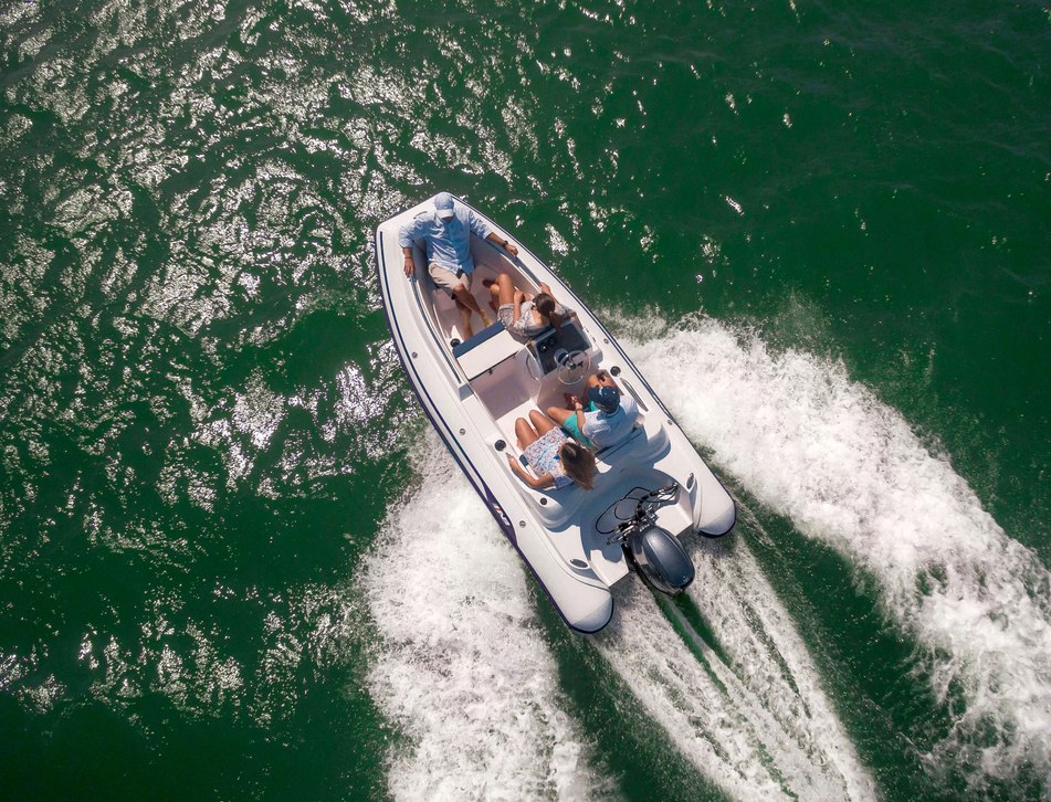 AB Nautilus 14 DLX Yacht | YachtBuyer