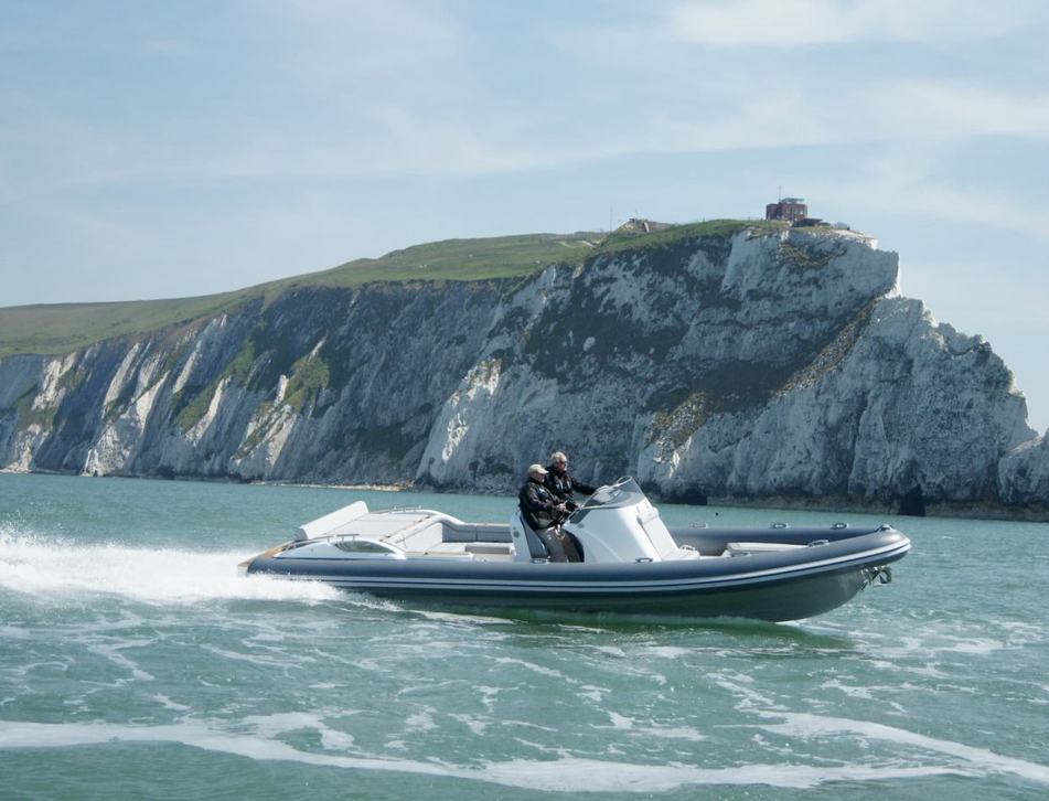 Cobra Nautique 10 Yacht | YachtBuyer