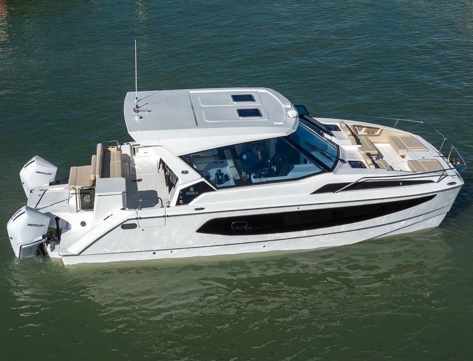 Aquila 36 Sport Powercat