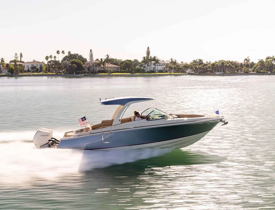 Chris Craft Launch 31 GT OB Boat | YachtBuyer