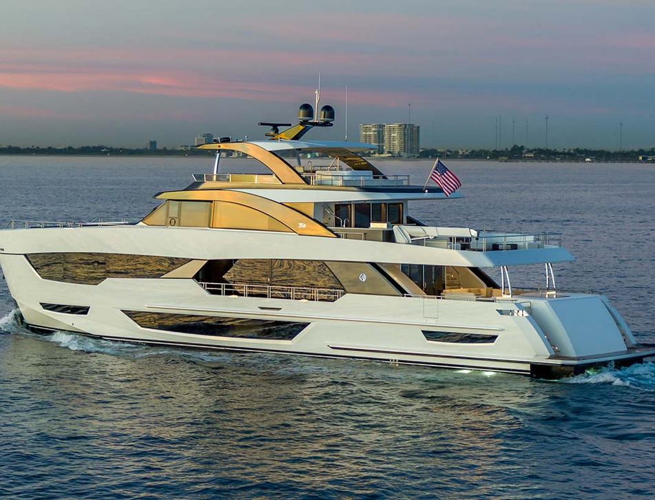 Ocean Alexander 35R Yacht