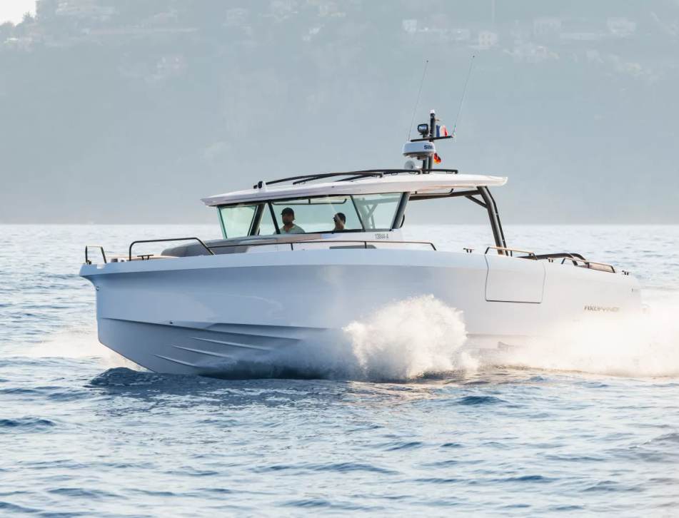 Axopar 45 Cross Top Boat
