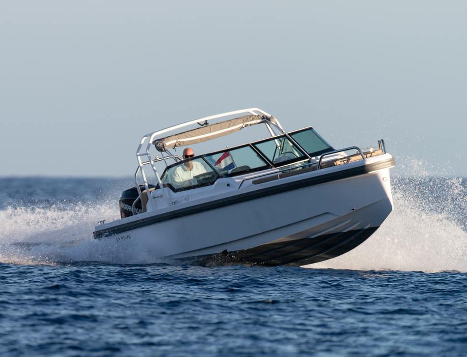 Axopar 24 Open Yacht | YachtBuyer