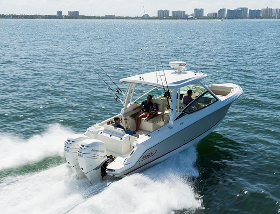Boston Whaler 280 Vantage Boat