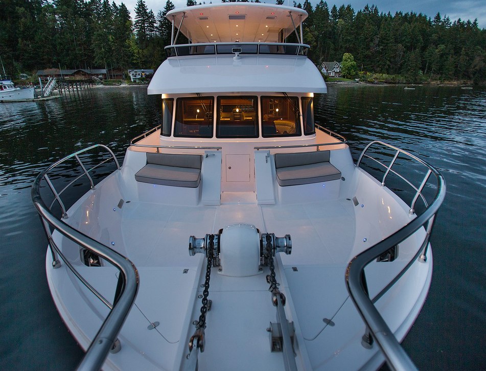 Hampton Endurance 658 Boat