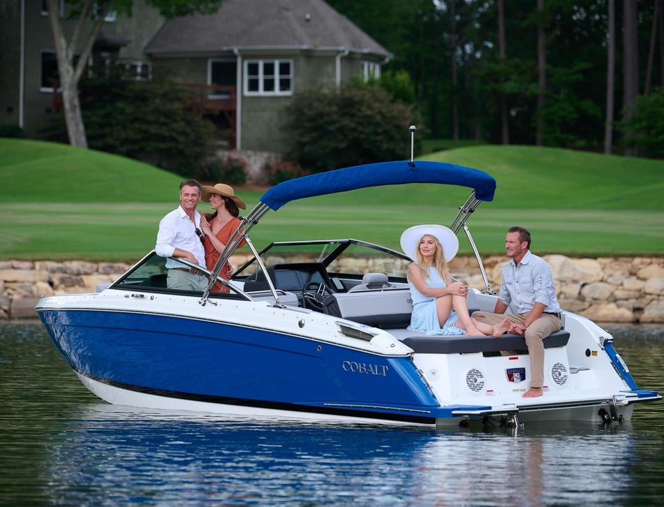 Cobalt Boats R4 Boat